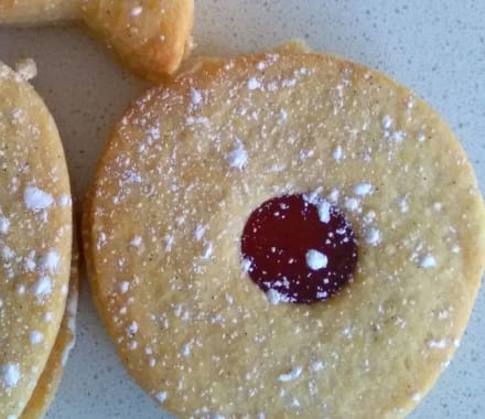 Jammie Dodgers Biscuits | bunch