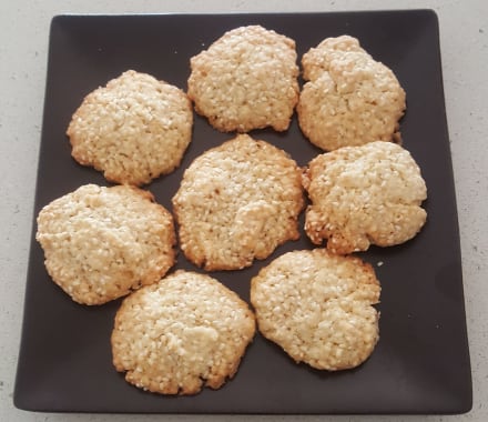 Sesame biscuit | bunch
