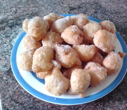 Sfinci (Sicilian Doughnuts) | bunch