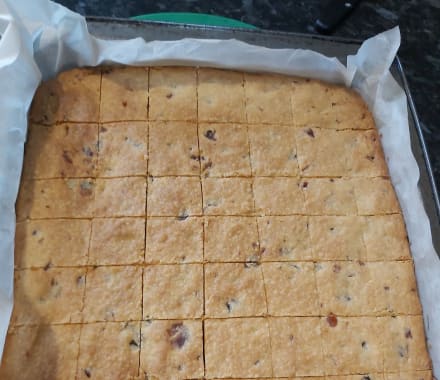 Cherry Shortbread Slice | bunch