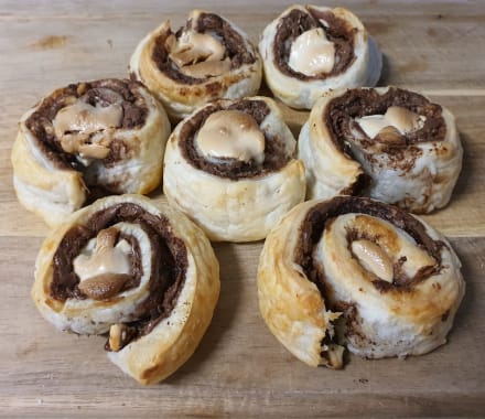 Nutella + White Choc Scrolls | bunch