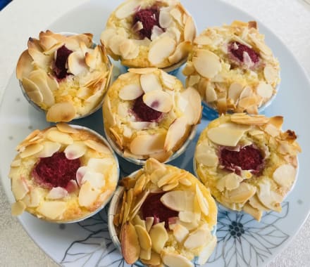 Raspberry Friands | bunch