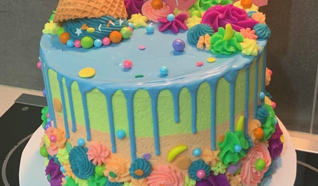 Charlie and the Chocolate Factory cake | bunch