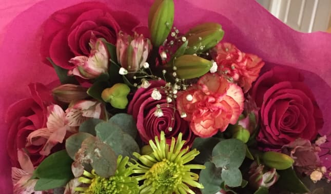 Caring for your cut flowers | bunch