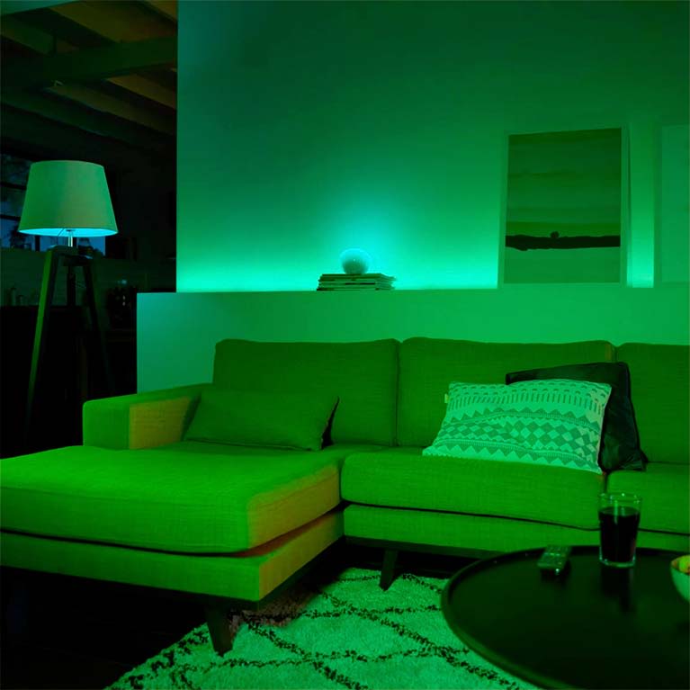 Philips Hue lightstrip | Køb kreativ lysdesign til alle rum