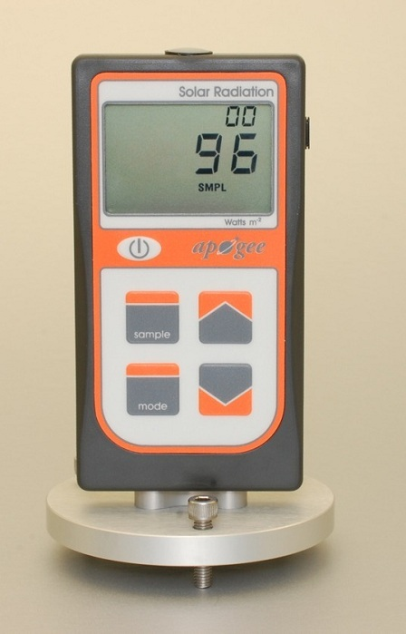 MP-100: Pyranometer with Handheld Meter