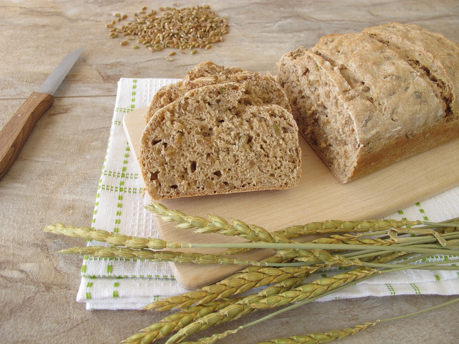 BroodBesteld.nl | Willemse luxe brood en banket | Brood en banket bestellen