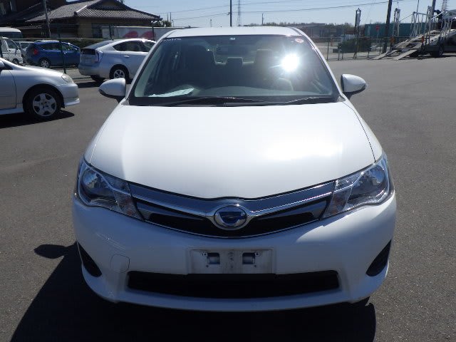 Direct Purchase TOYOTA AXIO HYBRID 2015