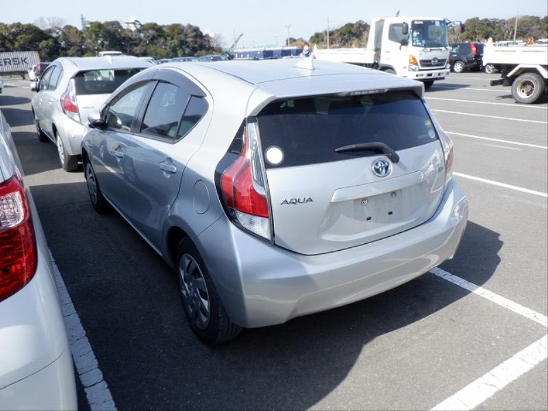 Direct Purchase TOYOTA AQUA 2016