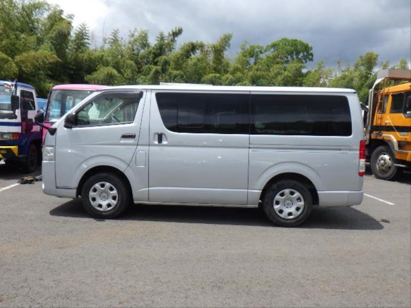 Direct Purchase TOYOTA HIACE 2016