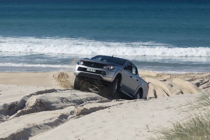 4WD beach-driving and camping adventure on North Stradbroke Island, Qld ...