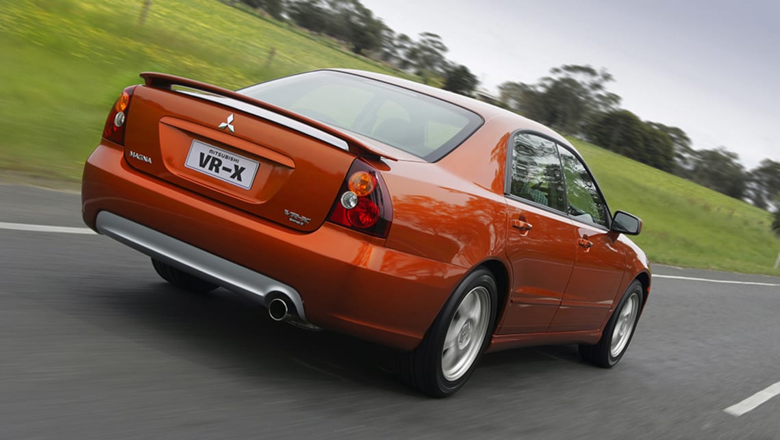 Mitsubishi Magna VRX 2004 Review | CarsGuide