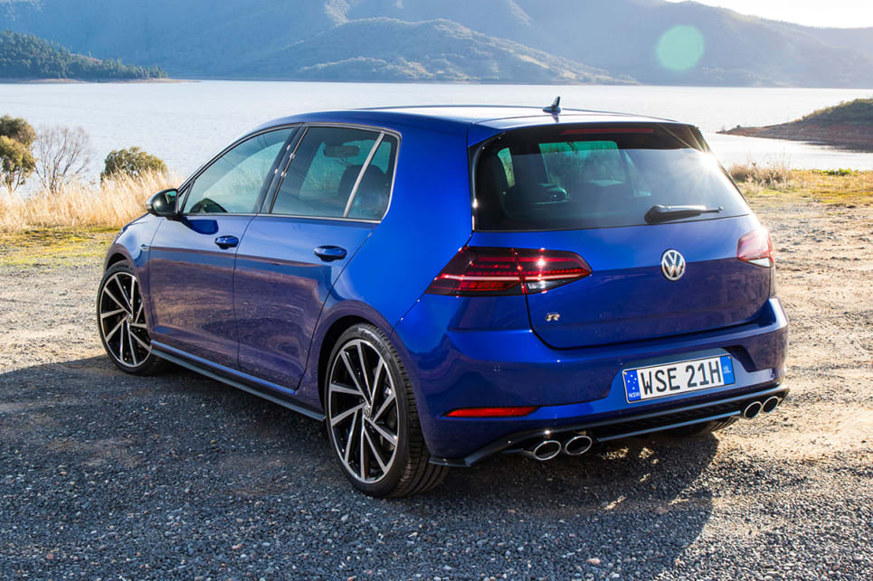 Volkswagen Golf R 2017 review | CarsGuide