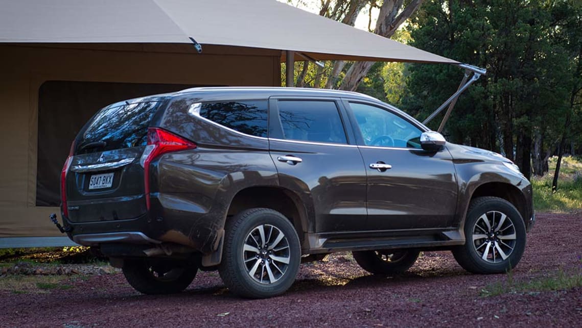 Mitsubishi Pajero Sport Exceed 2016 review | CarsGuide