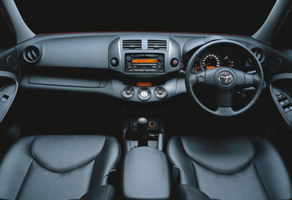 Toyota RAV4 2009 Review | CarsGuide