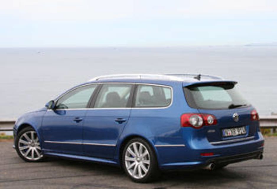 Volkswagen Passat R36 2008 review | CarsGuide