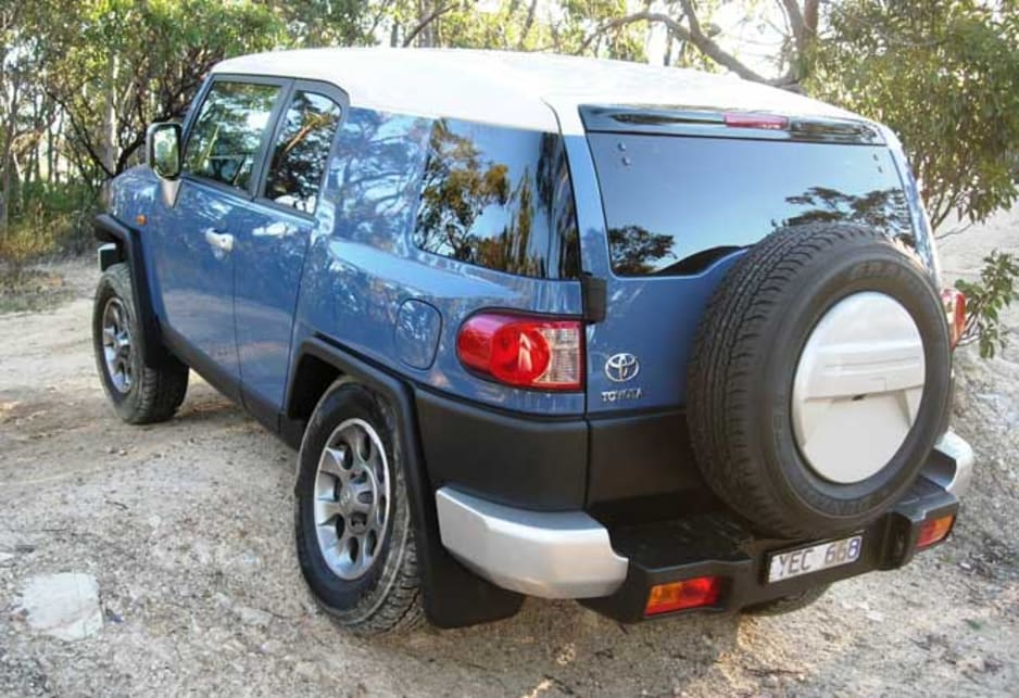 Toyota FJ Cruiser 2012 review: road test | CarsGuide