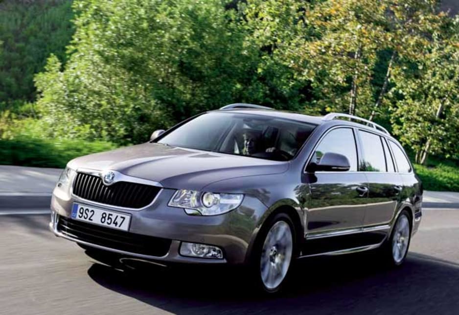 Skoda Superb 2010 review | CarsGuide