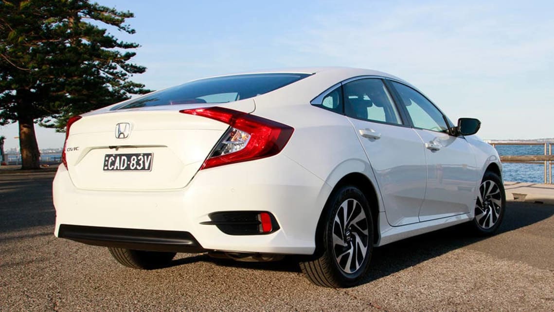 Honda Civic VTi-S sedan 2016 review | CarsGuide