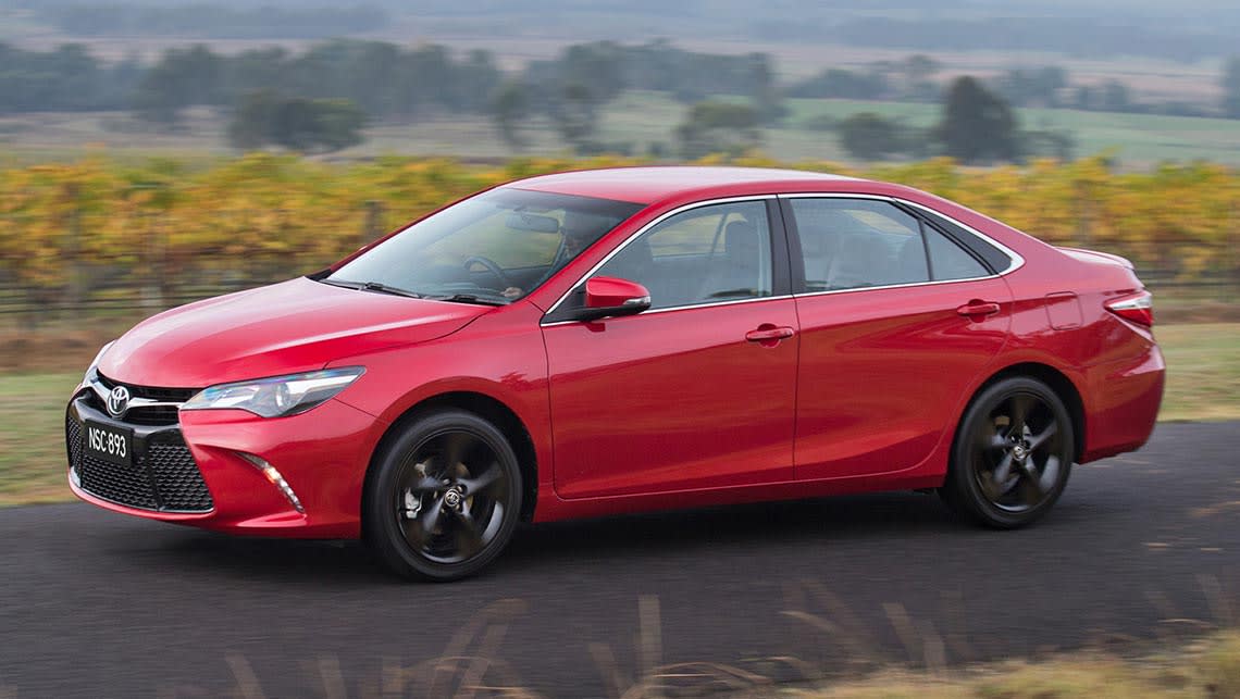 Toyota Camry Atara SX 2015 review | CarsGuide