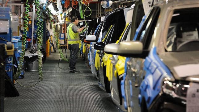 Ford sacks hundreds of workers at Geelong and Broadmeadows plants - Car ...