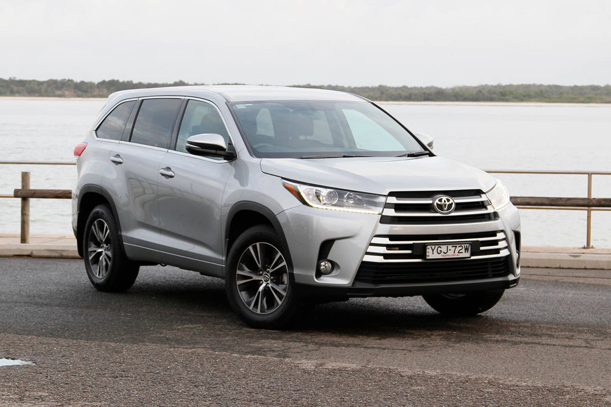 Toyota Kluger GX 2WD 2017 review | CarsGuide
