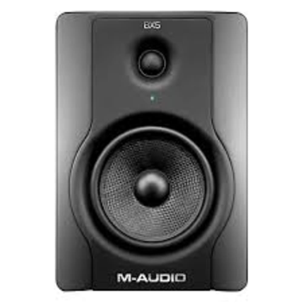 Pre-Owned | M_audio 5" 70w Active 2-Way Studio Mo | Shop Now
