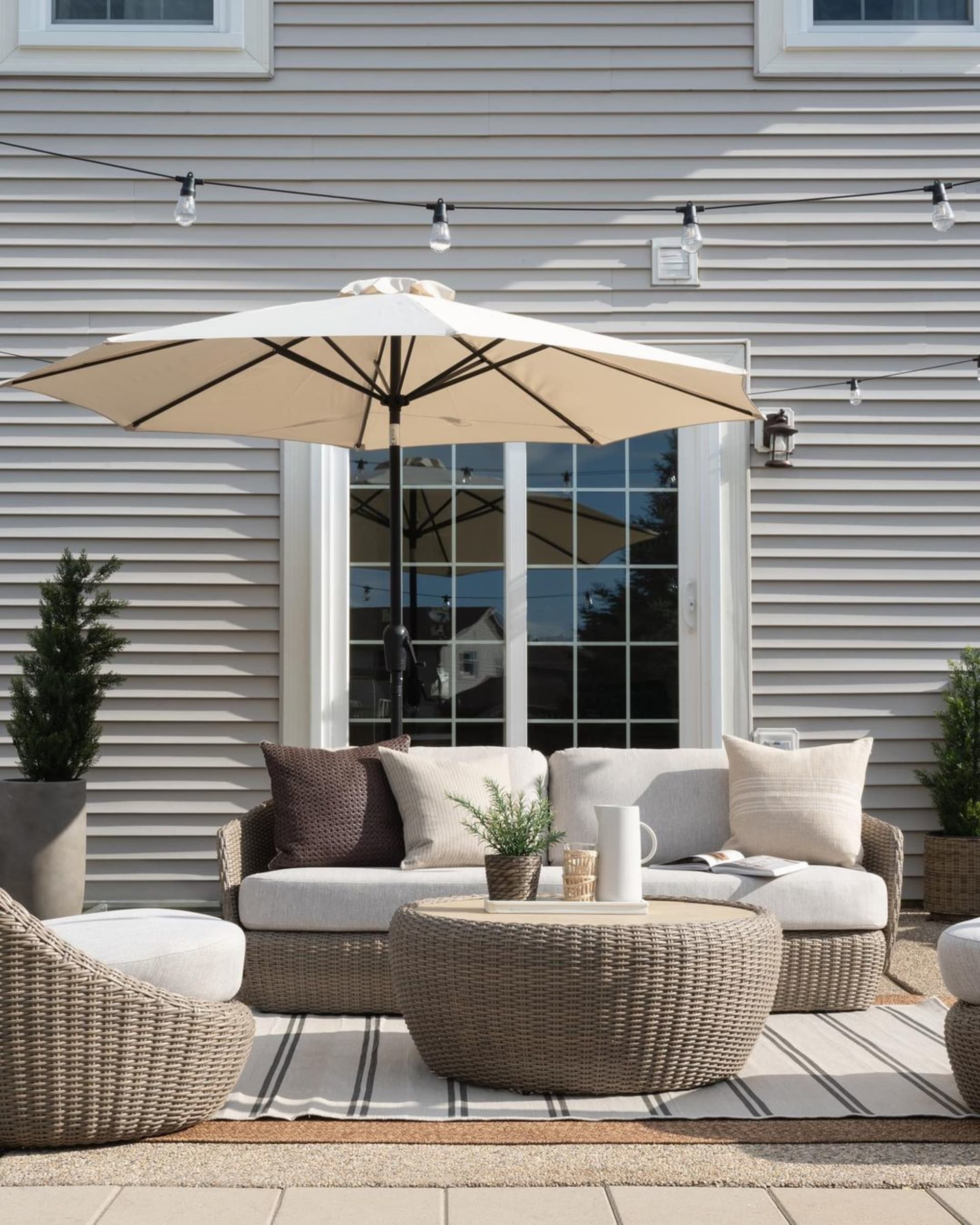 Modern Furniture Store Online | Castlery US