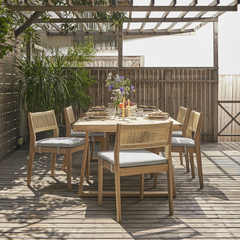 How to Identify Teak Wood | Castlery US