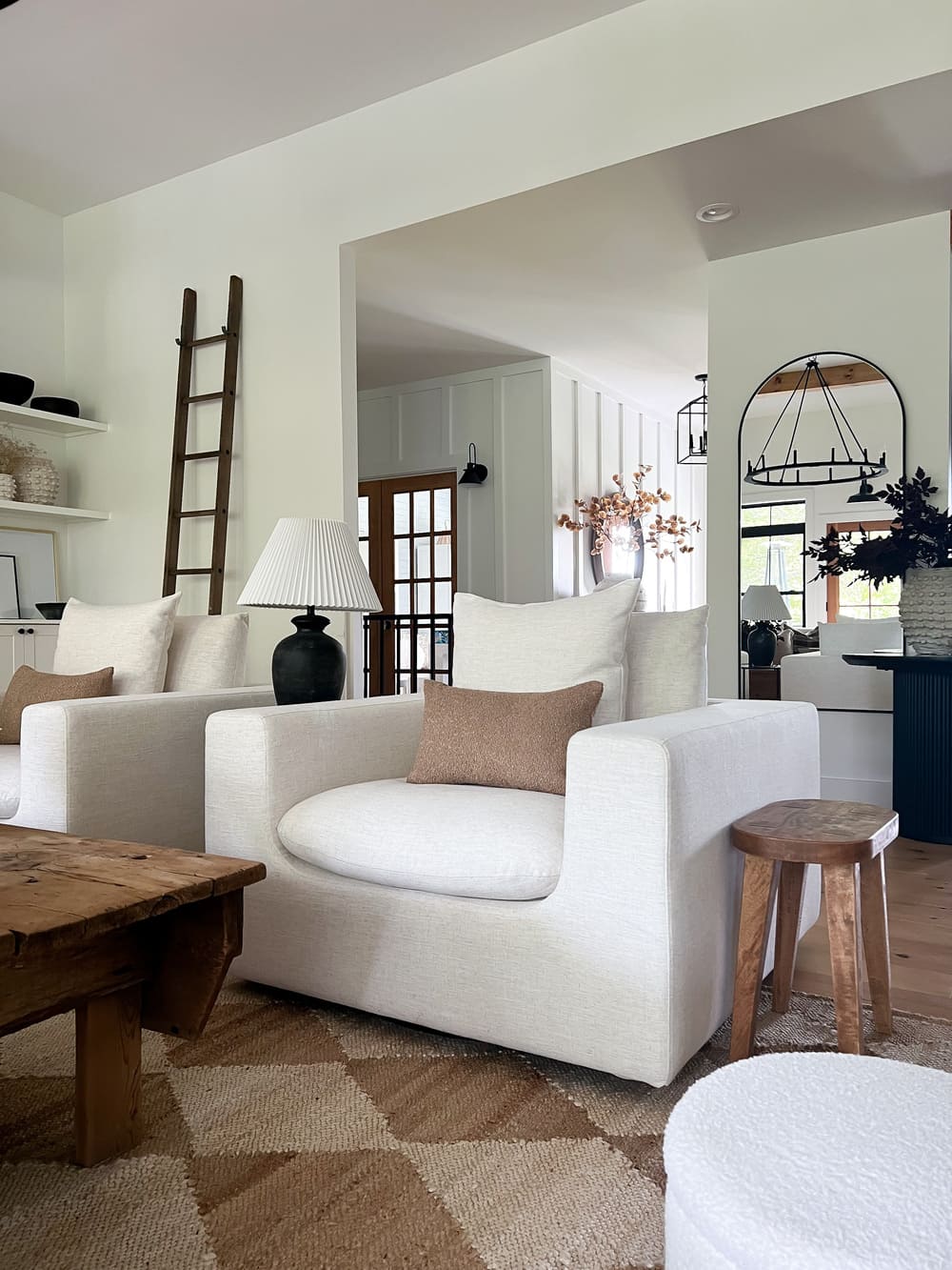 6 Tips on Styling Accent Chairs | Castlery US