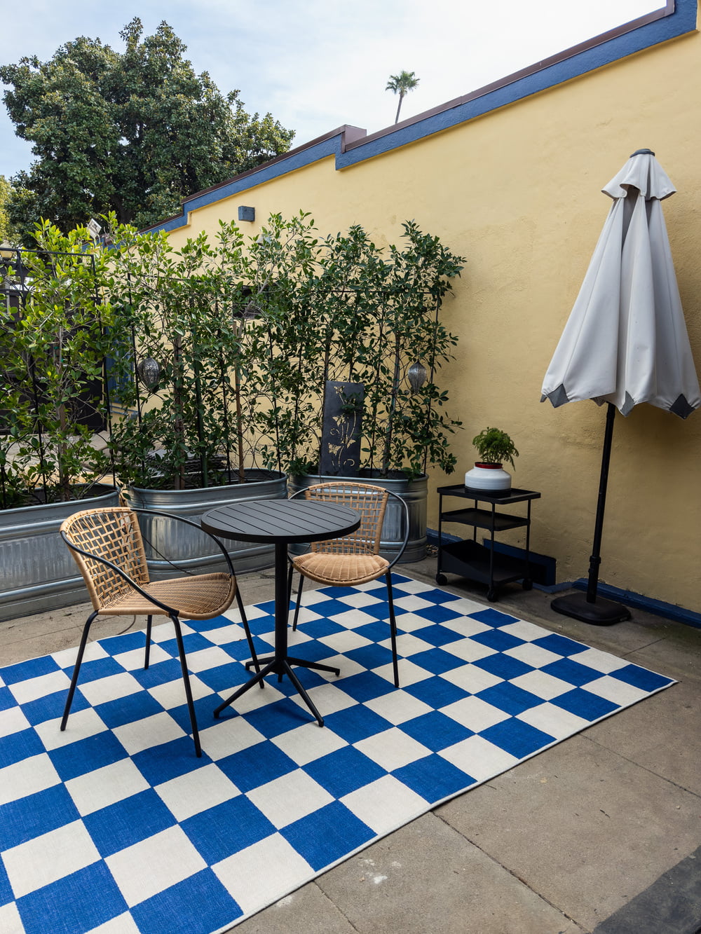 The 8 Best Durable Outdoor Furniture Materials | Castlery US