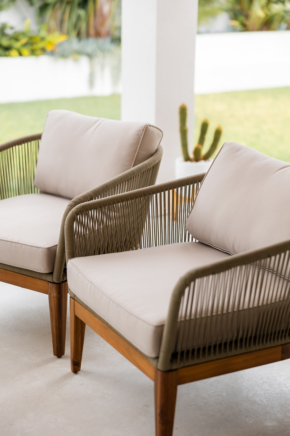 The 8 Best Durable Outdoor Furniture Materials | Castlery US