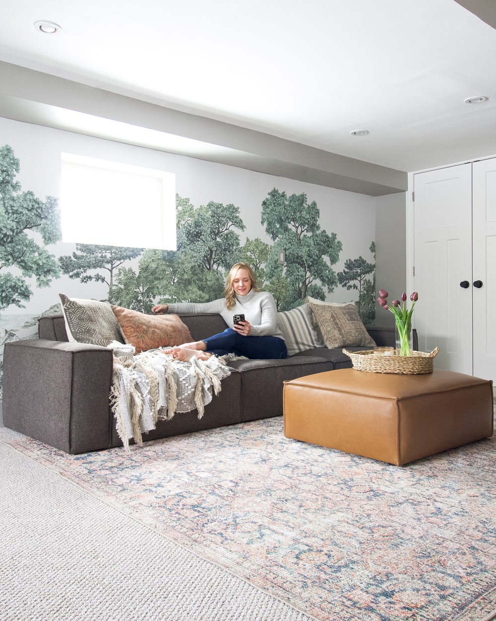 4 Best Ottomans to Use As Coffee Tables | Castlery US