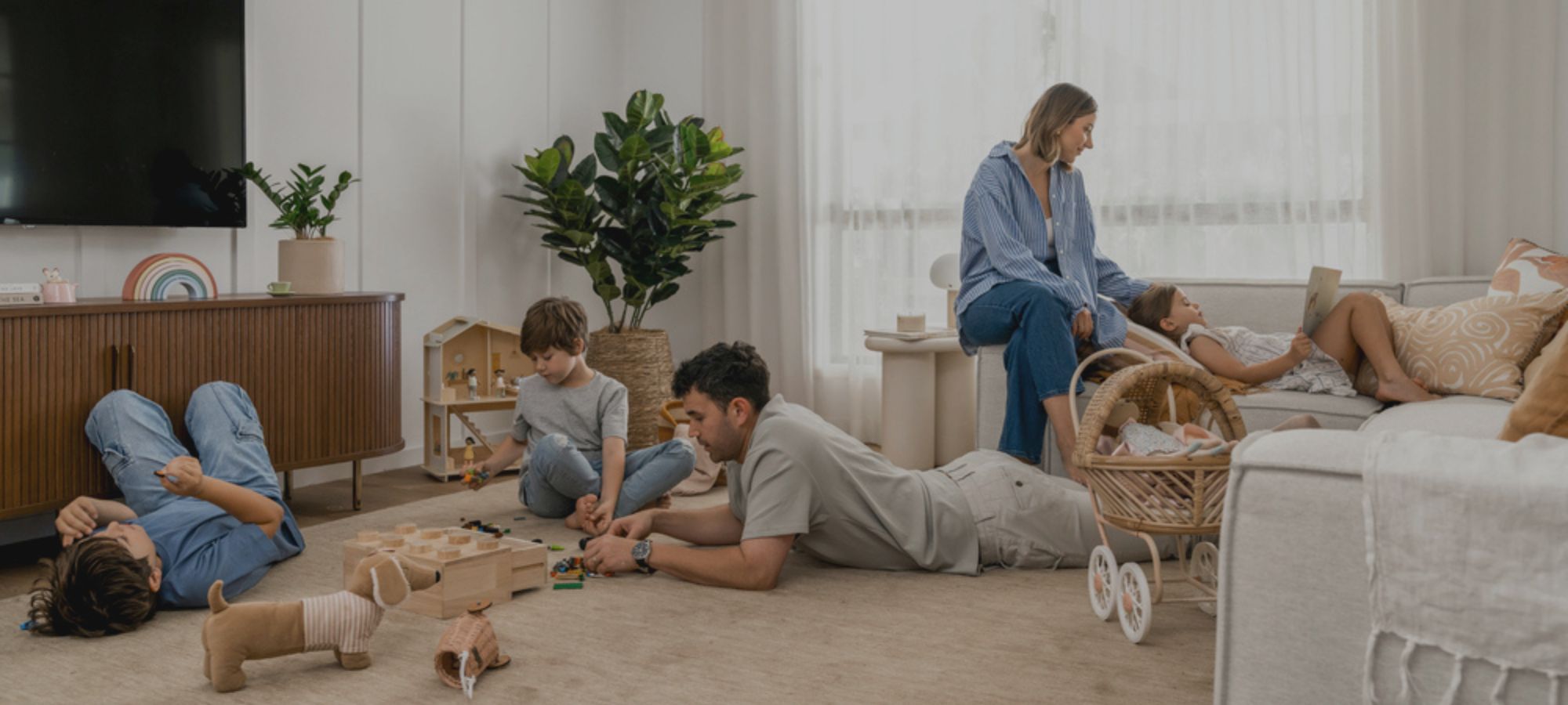 House Tour: A Look into A Contemporary Family-Friendly Home | Castlery ...