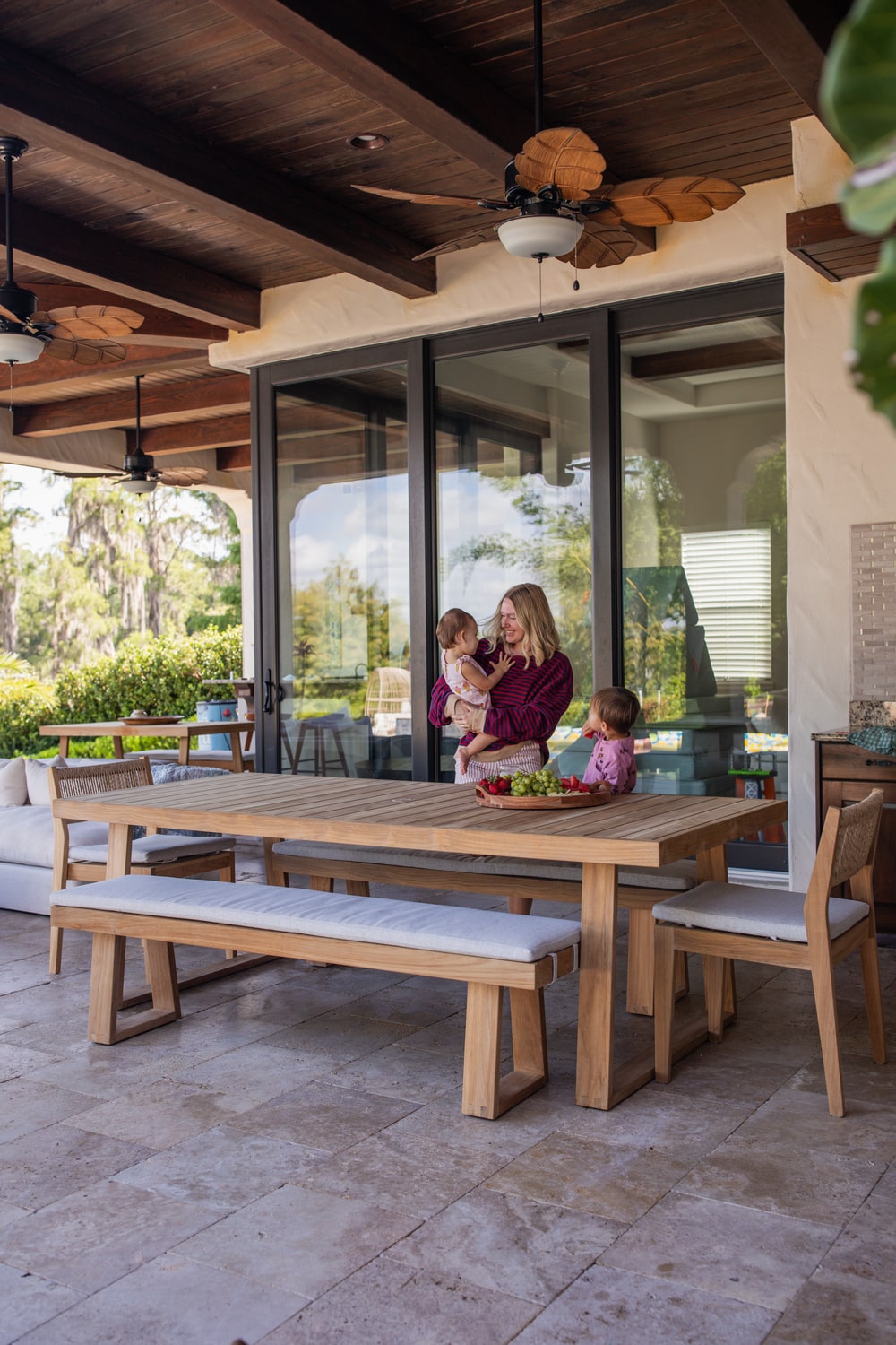 6 Outdoor Dining & Lounge Sets Built for Long Lunches and Lazy Days ...