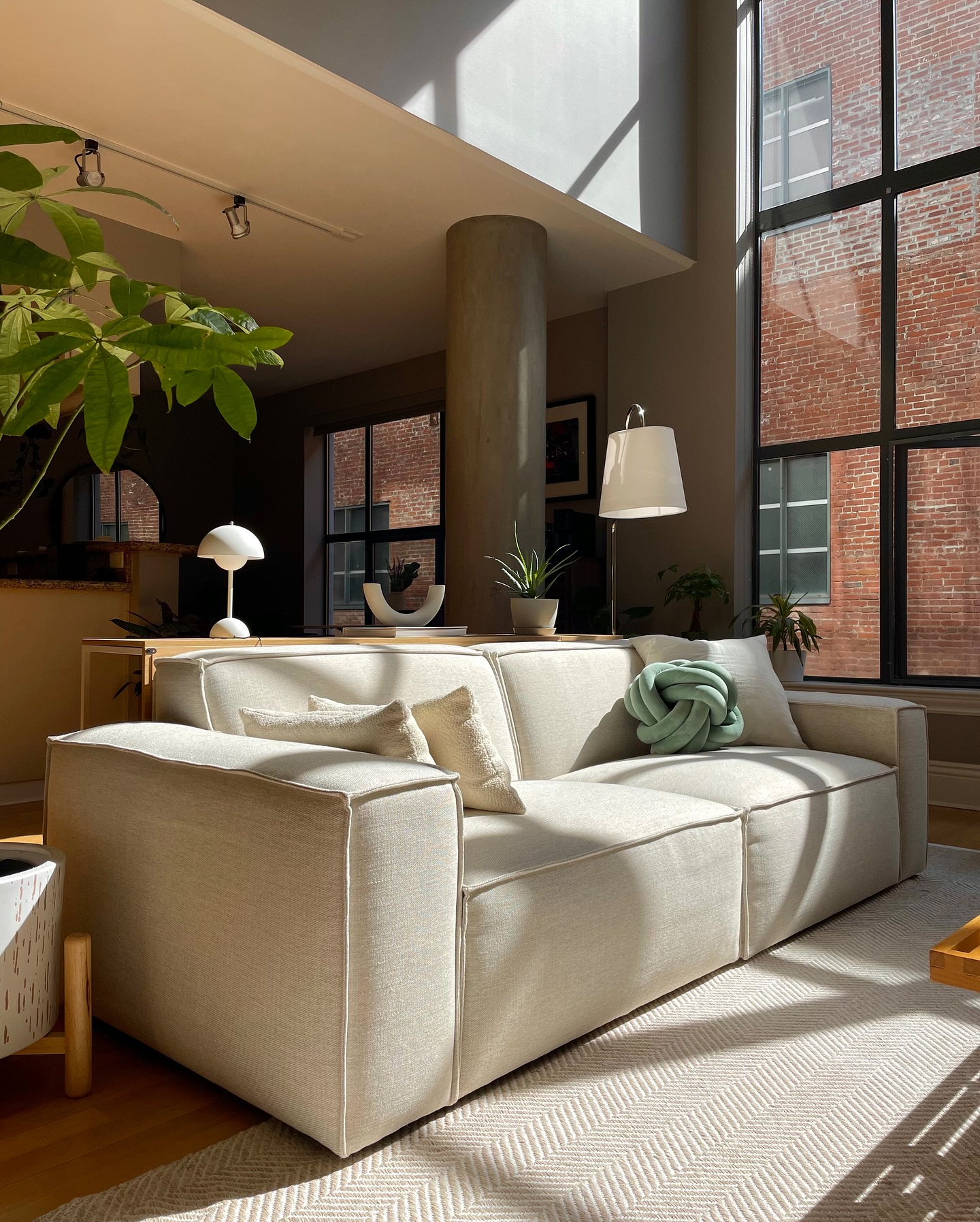 Modern Furniture Store Online | Castlery US