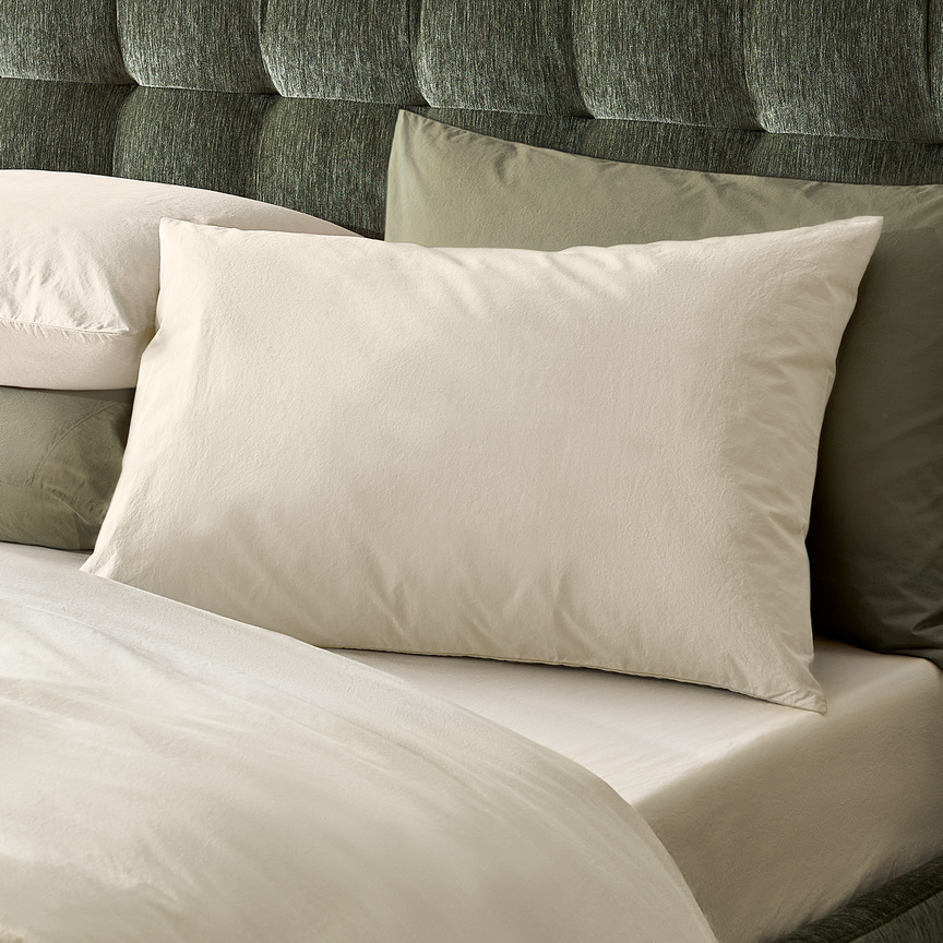 The 12 Best Fabrics for Bed Sheets | Castlery Australia