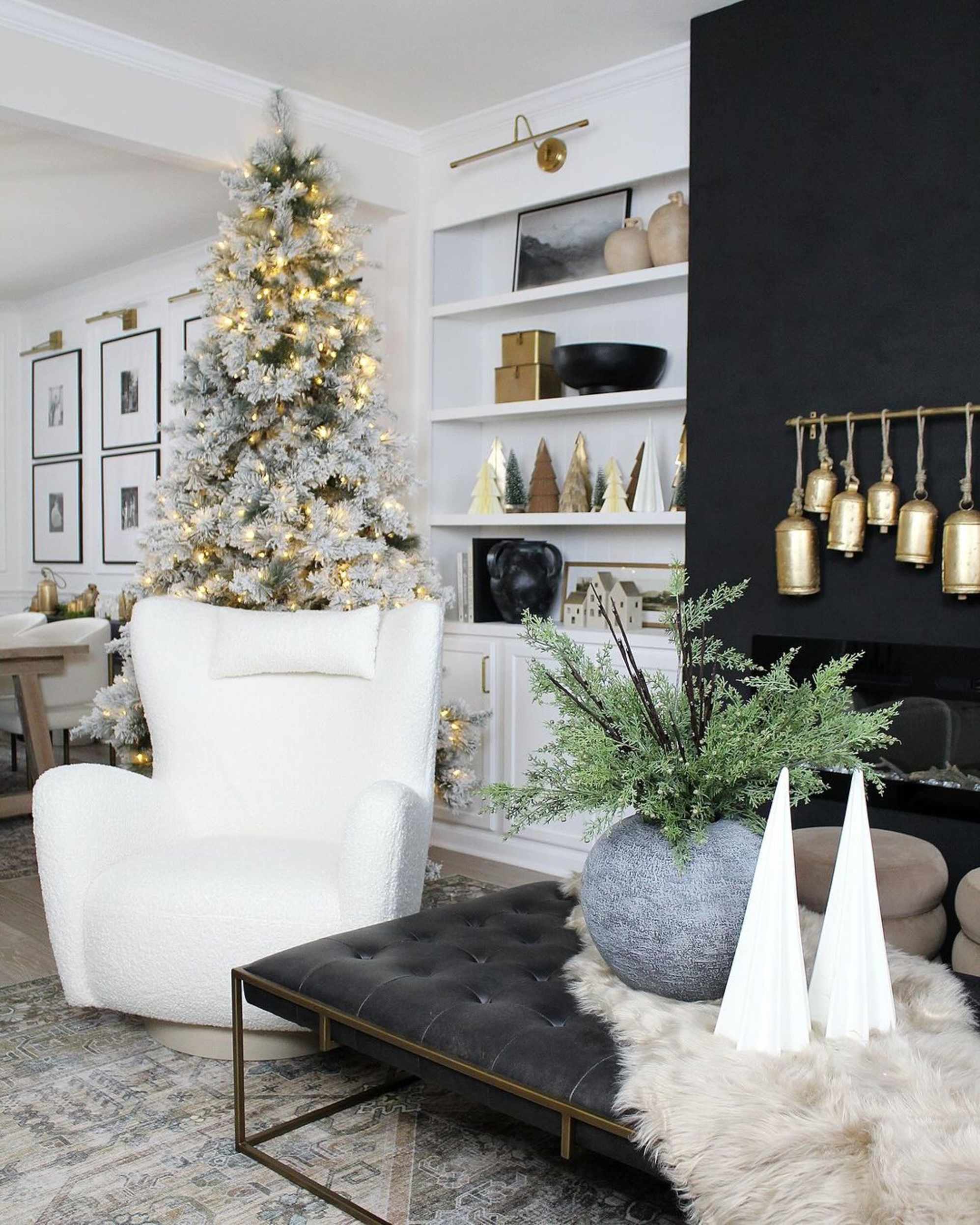 Minimalist Holiday Decor Ideas This Christmas | Castlery Singapore