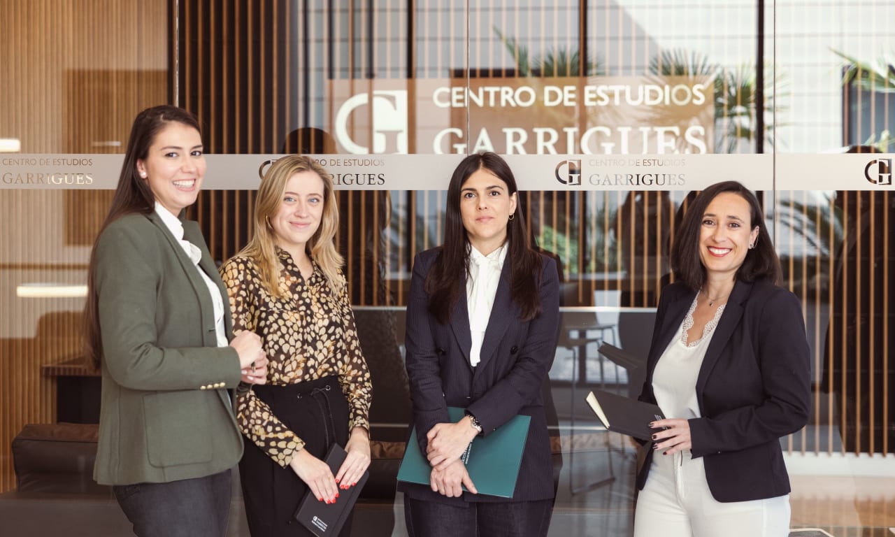 Carreras y Grados Universitarios en Madrid | CEG