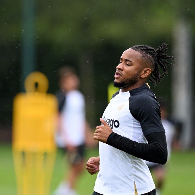 Nkunku enjoys his first training session | News | Official Site ...
