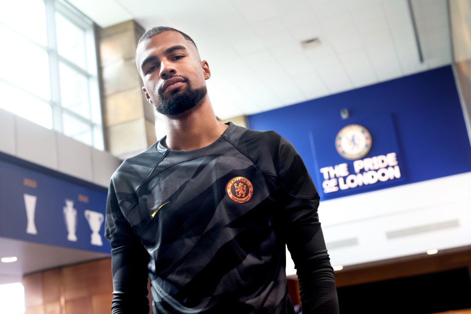 Sanchez seals Blues switch | News | Official Site | Chelsea Football Club