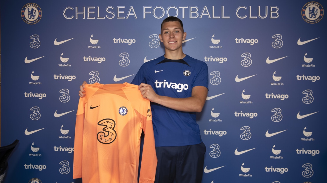 Chelsea sign young goalkeeper Slonina | News | Official Site | Chelsea ...