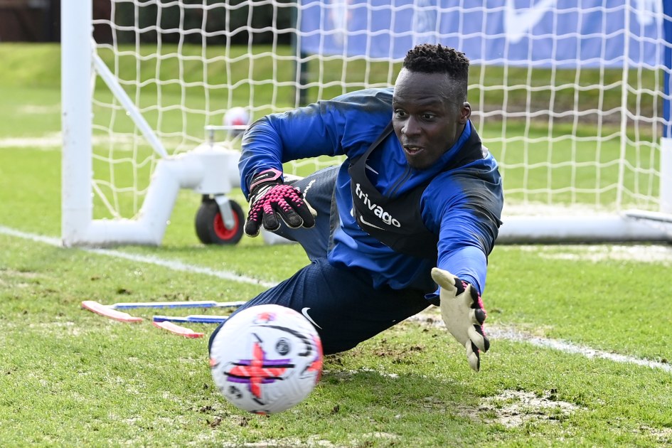 Edouard Mendy returns to team training | News | Official Site | Chelsea ...
