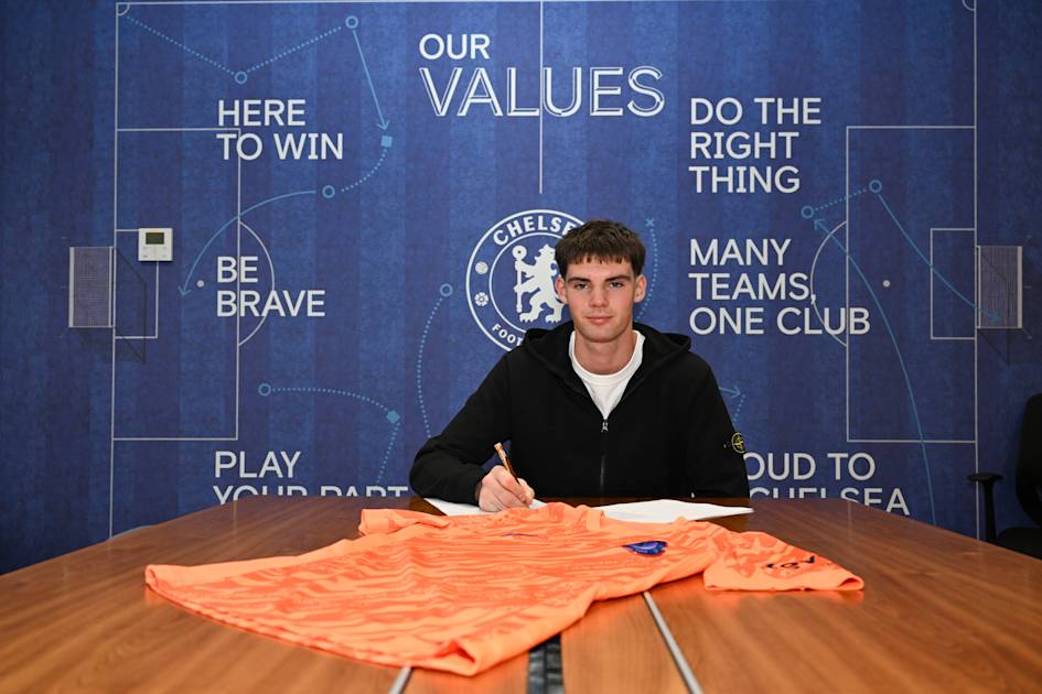 Jack Austin signs new contract | News | Official Site | Chelsea ...