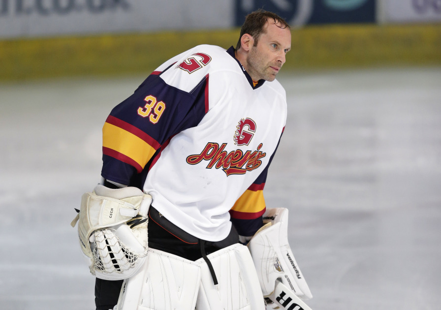 Petr Cech the hero on ice hockey debut | News | Official Site | Chelsea ...