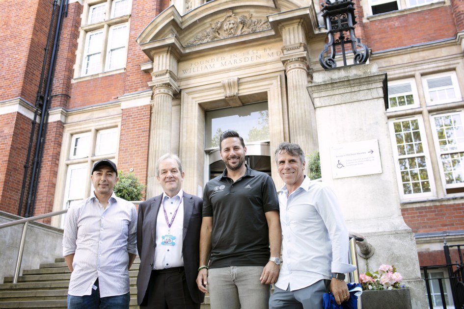Chelsea Legends visit Royal Marsden Hospital | News | Official Site ...