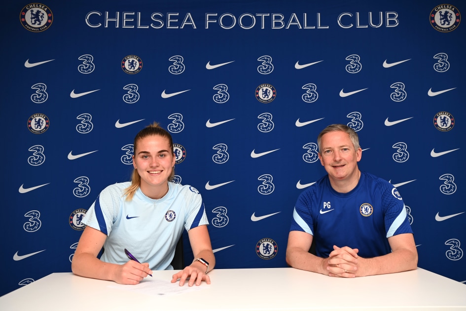 Chelsea FC Women have signed Academy goalkeeper Emily Orman | News ...