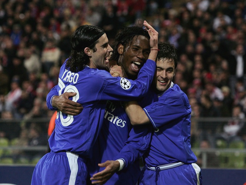 Didier Drogba's stunning header secures Chelsea qualification!⚽️ ...