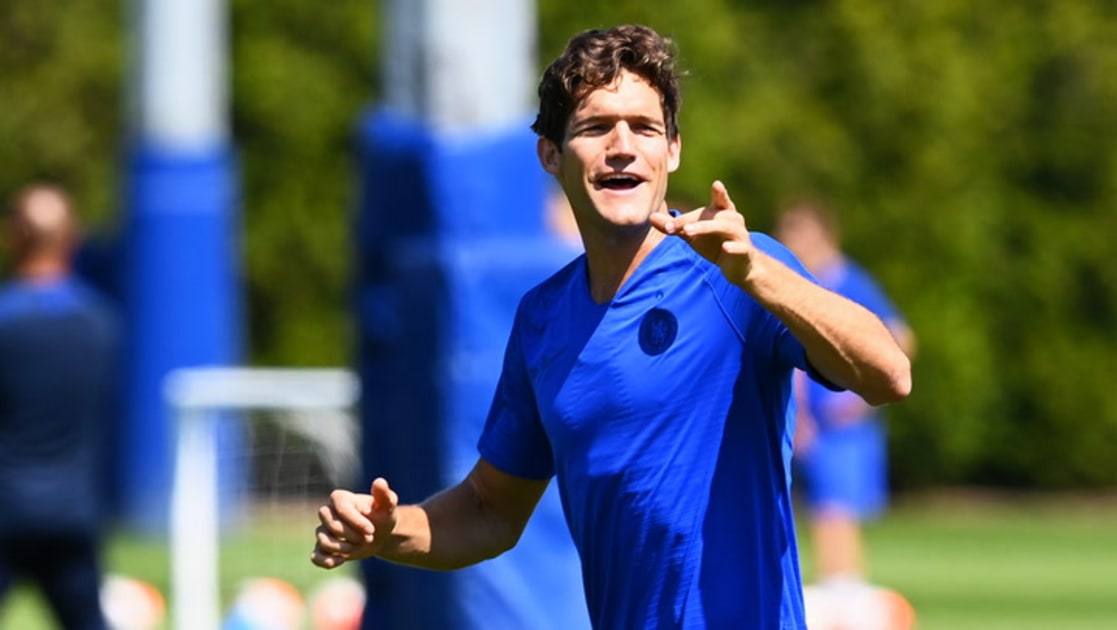 Alonso perfects free-kicks, Emerson bosses crossbar challenge | Video ...