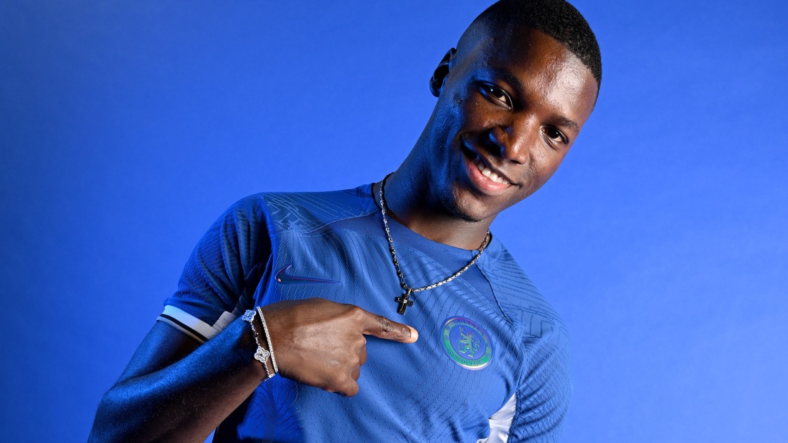 Caicedo's first interview! | Video | Official Site | Chelsea Football Club